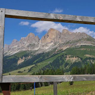 Wandern am Karerpass: Latemarwiesen und Eggentaler Bergkino